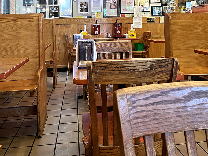 Old-school wooden booths and no-nonsense decor—because when the food is this good, fancy surroundings would just be a distraction.