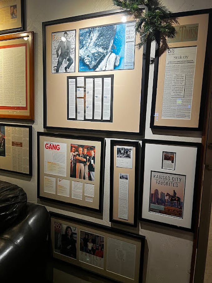 The wall of fame tells stories of recognition and celebrity visits – a scrapbook of memories that adds seasoning to the restaurant's history.