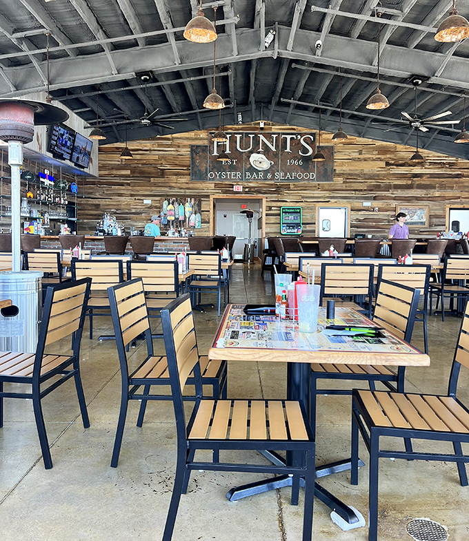 The spacious dining room with its wooden accents feels like the inside of an upscale fishing boat—minus the seasickness, plus all the delicious catches.