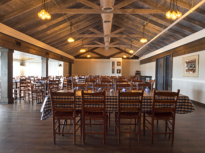 Rustic wooden beams and checkered tablecloths set the scene for memorable meals. No pretension here – just good food and good company.
