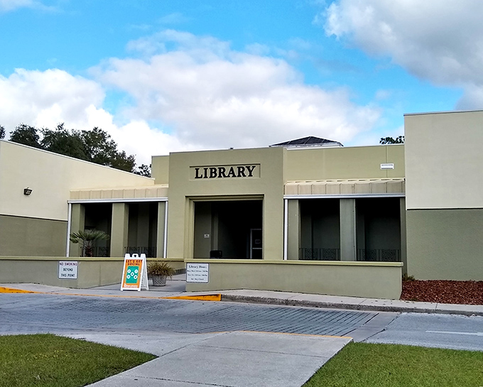 The Coastal Region Library provides air-conditioned sanctuary on scorching summer days, plus free WiFi for sending "wish you were here" emails to northern friends.
