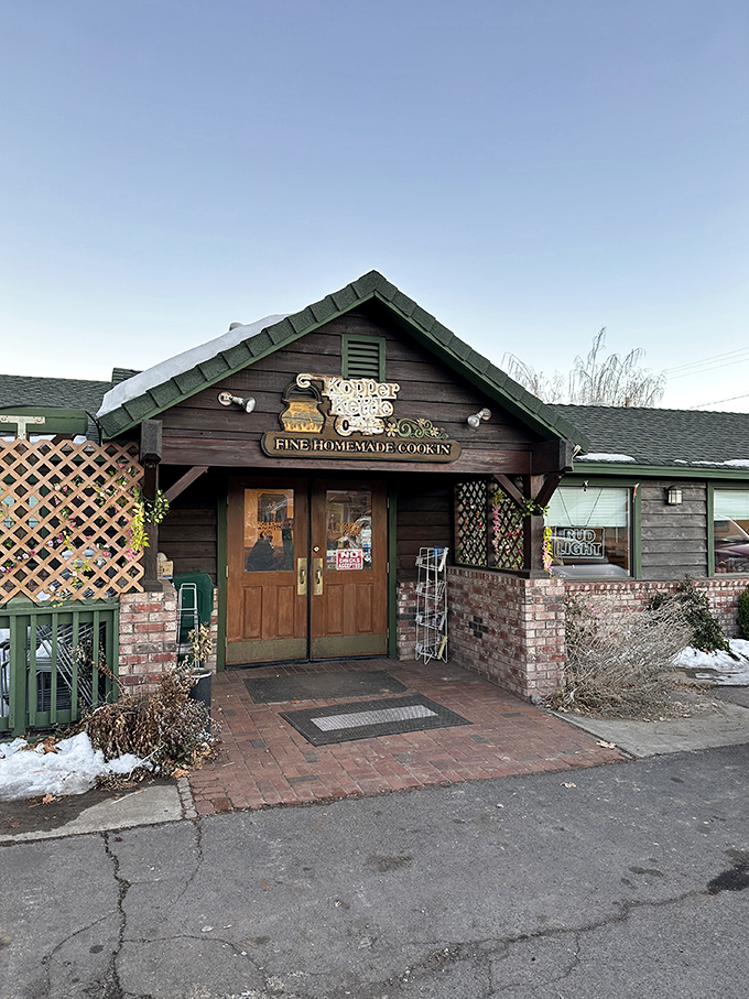 The Kopper Kettle Café looks like it was plucked straight from a Hallmark movie—the kind of place where the waitress knows your order before you sit down.