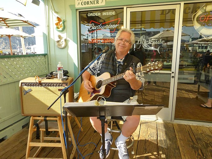 Live music on the deck adds the perfect soundtrack to your meal—because seafood somehow tastes better when accompanied by acoustic guitar.