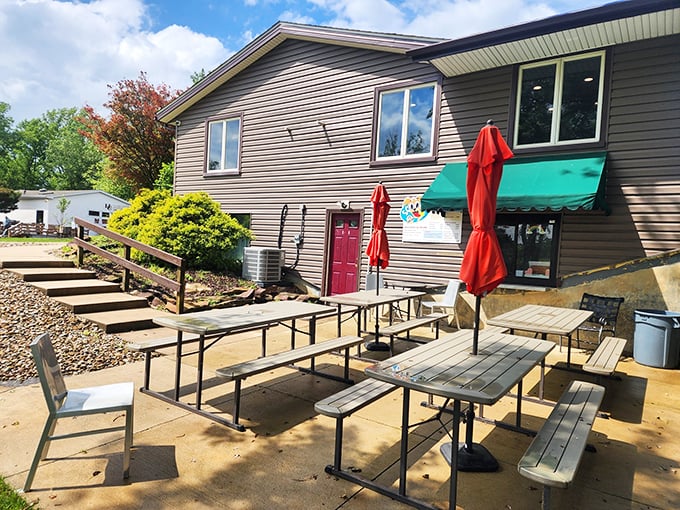 Outdoor tables bathed in Ohio sunshine offer the perfect stage for summer dining. Even the umbrellas match the Cleveland Browns' color scheme – no detail overlooked.