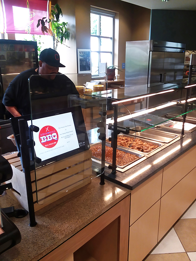 The friendly faces behind the magic – these folks know their way around a smoker.