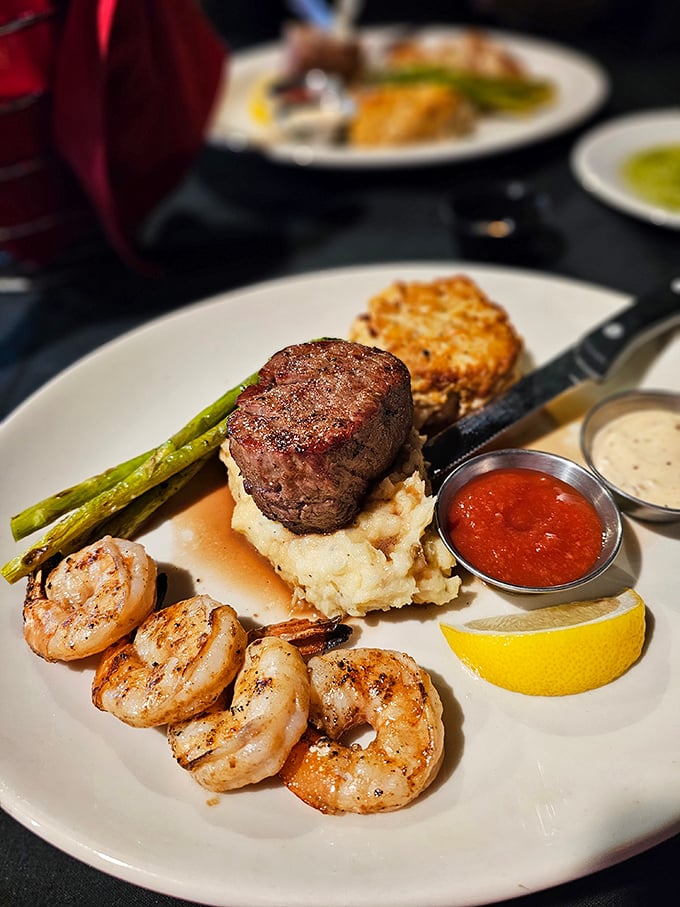 Surf meets turf in perfect harmony – like a delicious Romeo and Juliet where nobody dies and everyone gets butter sauce.