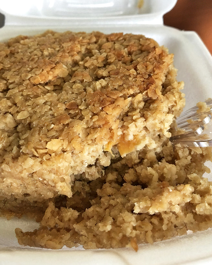 Baked oatmeal that could convert even the most dedicated breakfast-skipper. Like a warm hug from the inside that sticks with you all morning.