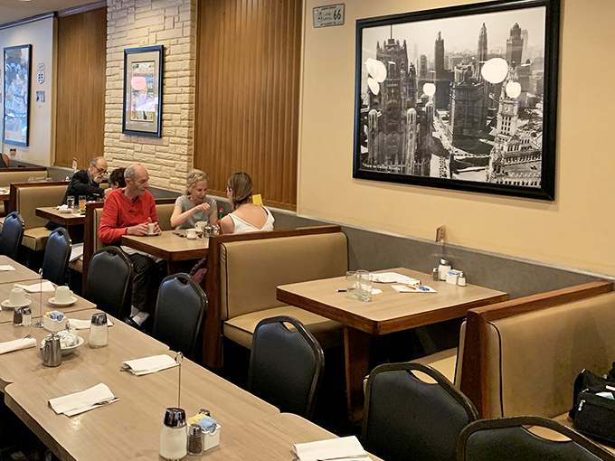 These booths have witnessed more Chicago business deals, family celebrations, and first dates than most wedding venues—all fueled by pancakes and eggs. 