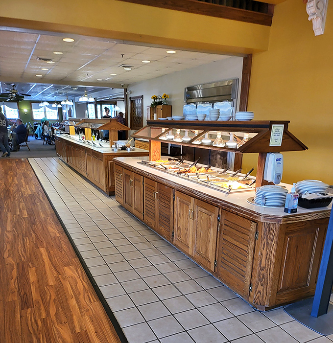 Not all buffets are created equal—this one's the Harvard of heartland cooking, where quality trumps quantity (though you get plenty of both).