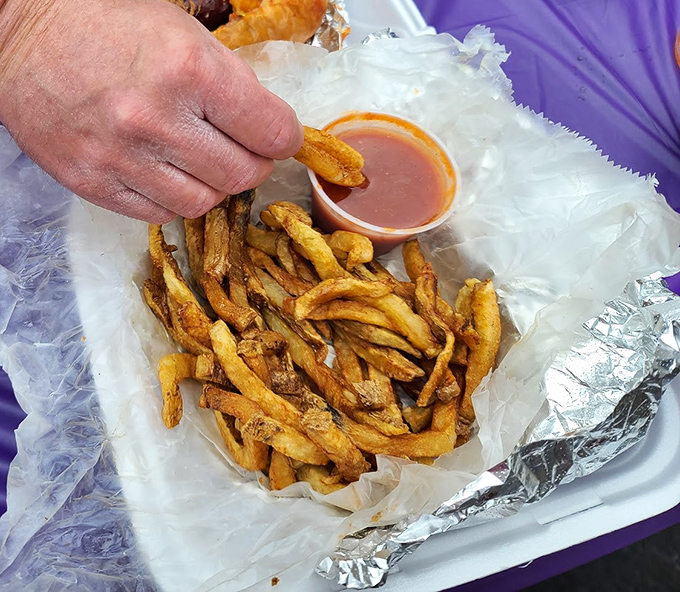 Hand-cut fries with that signature dipping sauce—a simple pleasure that somehow tastes better than anything you'd find at a white-tablecloth restaurant.