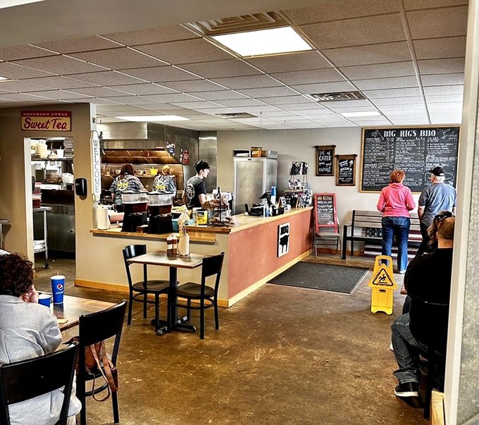 The ordering counter—where dreams are fulfilled and difficult decisions are made. Sweet tea dispensers stand ready for the perfect pairing.