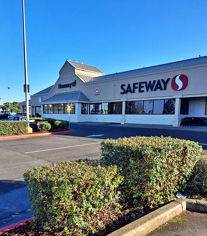 Even the Safeway here seems more relaxed, as if grocery shopping absorbed some coastal zen.