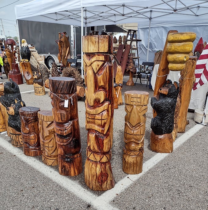 Wooden carvings that transform ordinary logs into conversation pieces. That bear would look surprisingly at home next to your modern sofa.