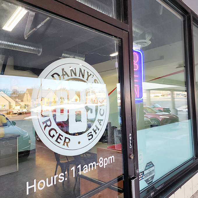 Those hours on the door—11am to 8pm—represent the daily window of opportunity for burger bliss. Plan accordingly. 