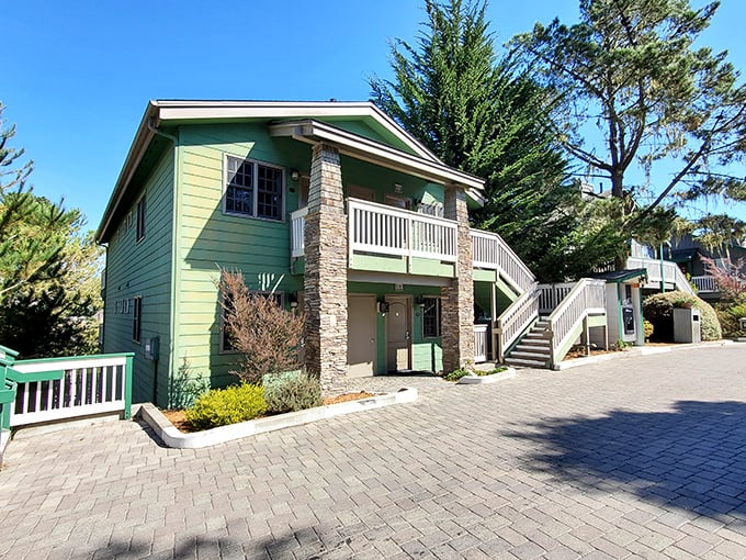 Cambria Pines Lodge welcomes visitors with California coastal charm. The perfect base camp for adventures or doing absolutely nothing at all.