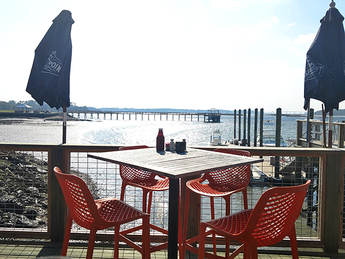 A table with a view that makes you forget to check your phone. Social media can wait when real-life looks this good.