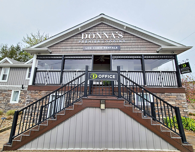 Donna's Premier Lodging offers a gateway to relaxation where "Do Not Disturb" actually means something in our always-connected world.