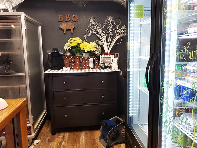 Thoughtful touches like fresh flowers and pig-themed décor remind you this isn't some corporate chain – it's someone's barbecue passion project come to life.
