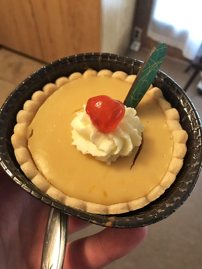 Key lime tart bringing Florida flair to German precision – when cultures collide, everybody wins big time.