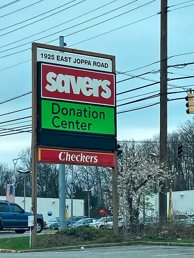 The roadside sign announces not just a store but a donation center – the circle of thrift life continues at 1925 East Joppa Road.