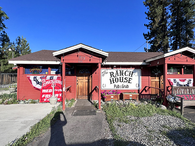 The Ranch House doesn't just serve food—it serves community, with a side of small-town charm that no big city restaurant can replicate.
