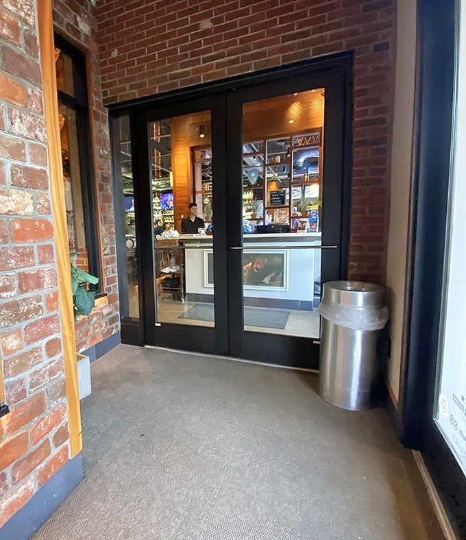An entrance that promises good things await. Like the opening credits to your favorite food movie—anticipation built into the architecture.