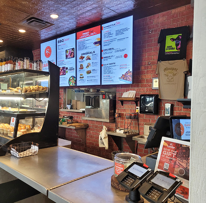The ordering counter – where life-changing decisions are made daily. "Should I get the brisket AND the ribs?" (Yes, yes you should.)