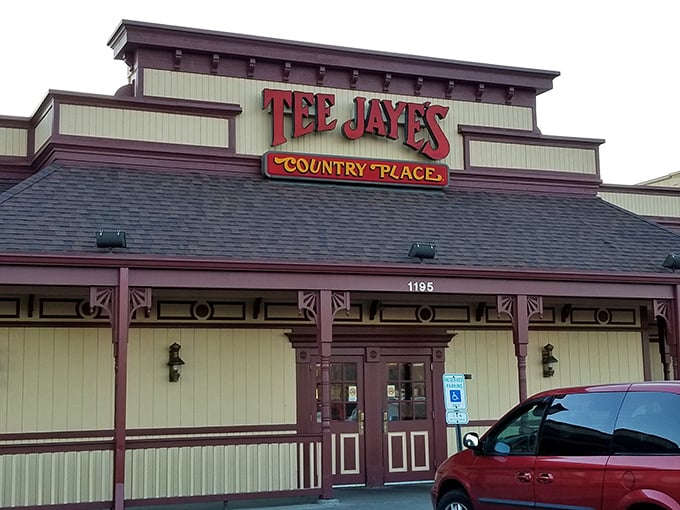 The storefront that says "yes, we've been here forever, and yes, we know what we're doing." Classic Americana served with a side of nostalgia.