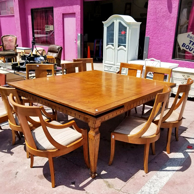 This dining set isn't just furniture – it's the stage where future Thanksgiving arguments and birthday celebrations are waiting to happen.