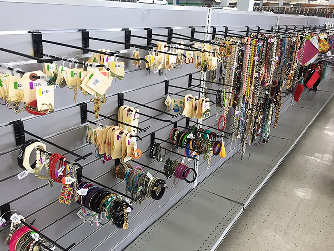 Jewelry junction where bling doesn't require a bank loan. Accessories that add sparkle to your outfit while your savings account gleams too.