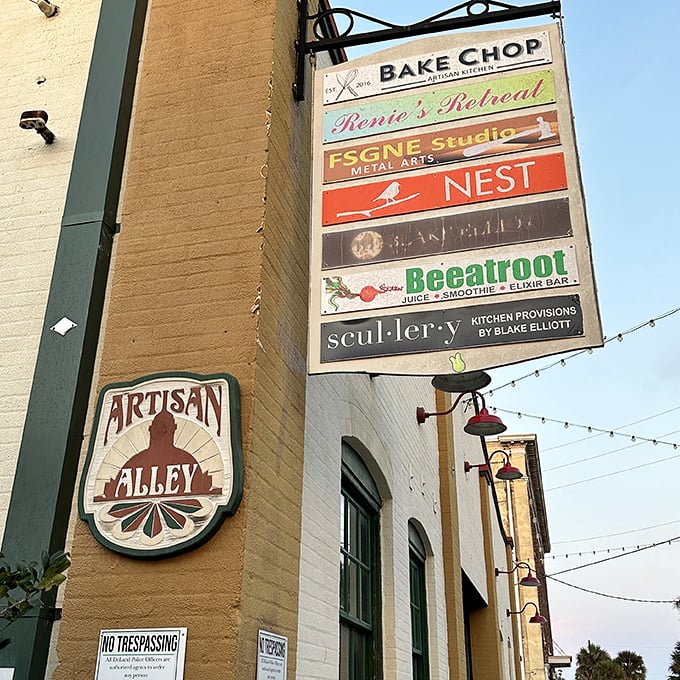Artisan Alley's directory of delights promises culinary adventures from smoothies to baked goods—all without airport security lines.