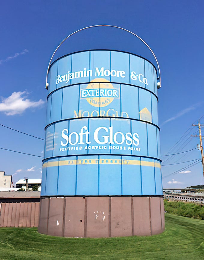 Soft Gloss gets the spotlight in this iteration. The giant can regularly changes its "flavor," keeping highway regulars on their toes.