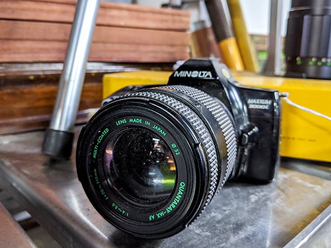 This vintage Minolta camera has captured countless memories and now waits for its next chapter – perhaps as your bookshelf conversation piece.