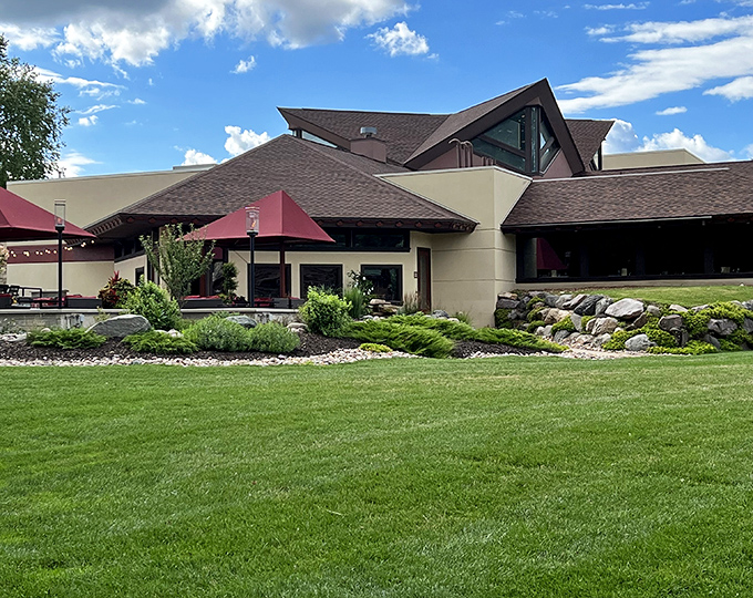 The full complex reveals Field's position within the Wilderness Resort, offering fine dining amid family vacation chaos.