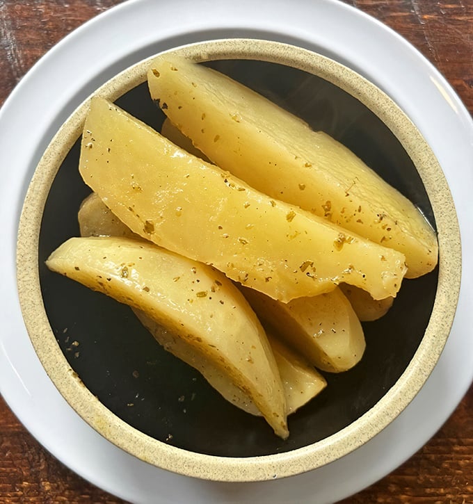 Lemon potatoes that glow with Mediterranean sunshine. These aren't just side dishes—they're the supporting actors that sometimes steal the show.