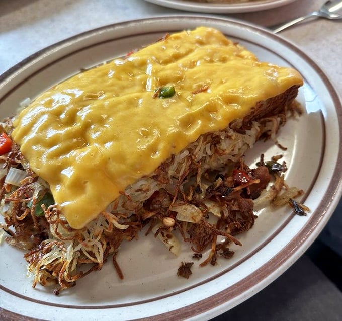 Loaded hashbrowns that turned a simple potato into a breakfast masterpiece – Idaho's finest, Oregon style.