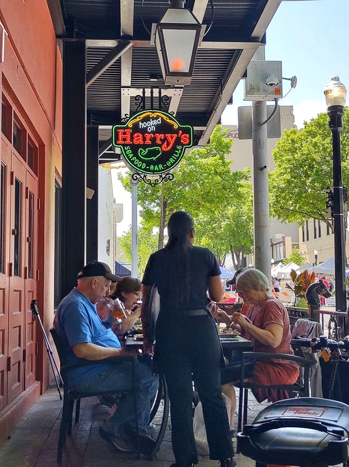 Sidewalk seating that lets you soak up downtown Lakeland's charm while the server brings plates that would make any New Orleanian nod in approval.