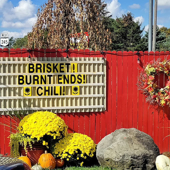 Even the outdoor signage promises brisket burnt ends that'll make your taste buds dance.