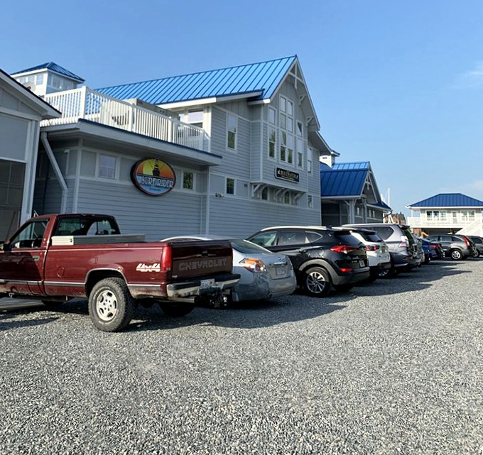 A packed parking lot tells the real story – when locals and visitors alike can't stay away, you know you've found something special.