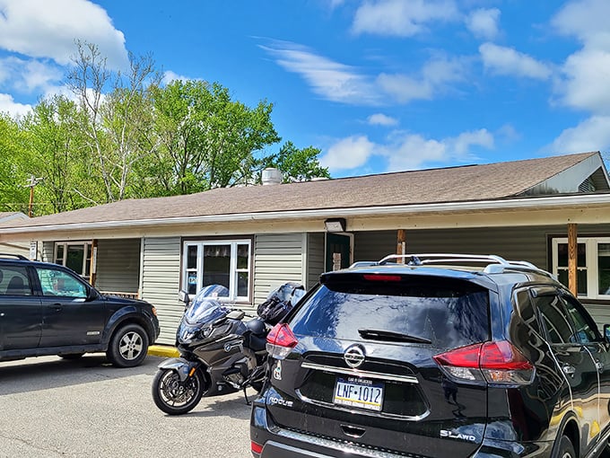 The parking lot tells the real story – locals and travelers alike making the pilgrimage to Pennsylvania's temple of home cooking.
