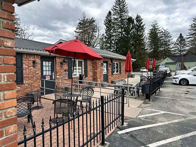 Outdoor seating where you can savor your pie while watching small-town Pennsylvania life unfold peacefully.