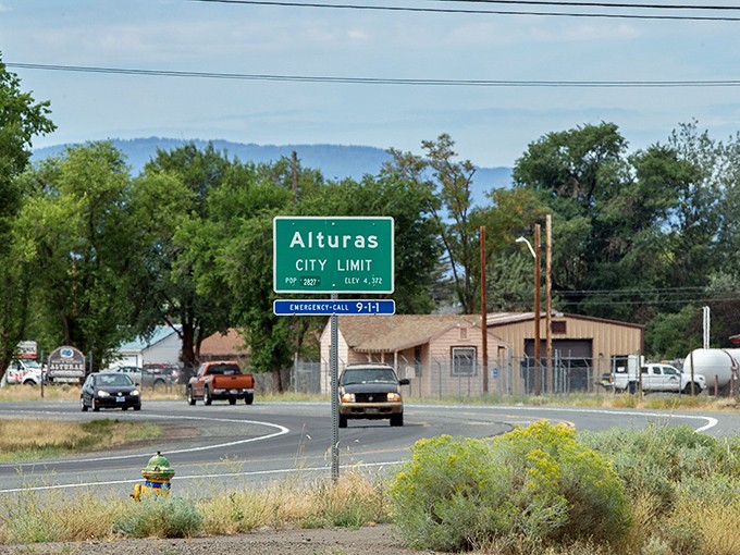 The "Alturas City Limit" sign welcomes you to elevation 4,372 feet—high enough for mountain views, low enough for reasonable housing prices.