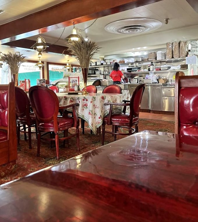 Where culinary magic happens daily—not with smoke and mirrors, but with butter, flour, and decades of diner wisdom.
