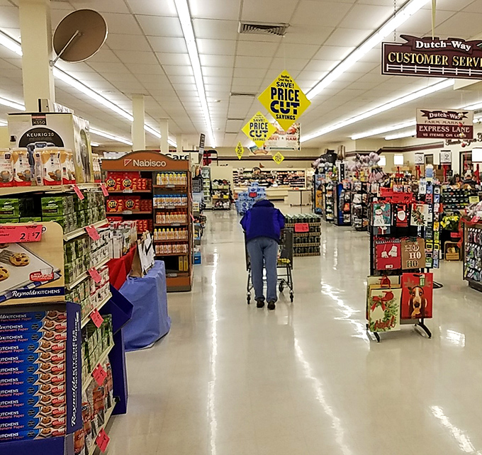 After your meal, wander through the adjacent market where local treasures and pantry staples await to extend your Dutch-Way experience at home.