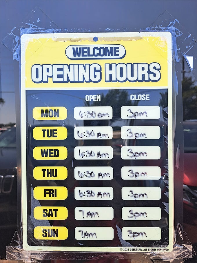 These hours aren't just information—they're a promise that from 6 to 3pm, there's a place where pancake cravings will be taken seriously.