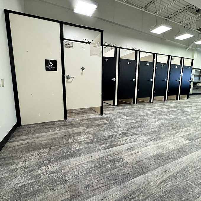 Spacious, clean fitting rooms with proper doors—because curtains that gap are nobody's friend when you're trying on those "maybe" jeans.
