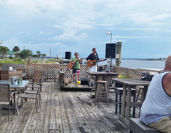 Live music on the deck—because fresh seafood deserves a soundtrack. Nothing pairs with that ocean breeze quite like acoustic melodies.