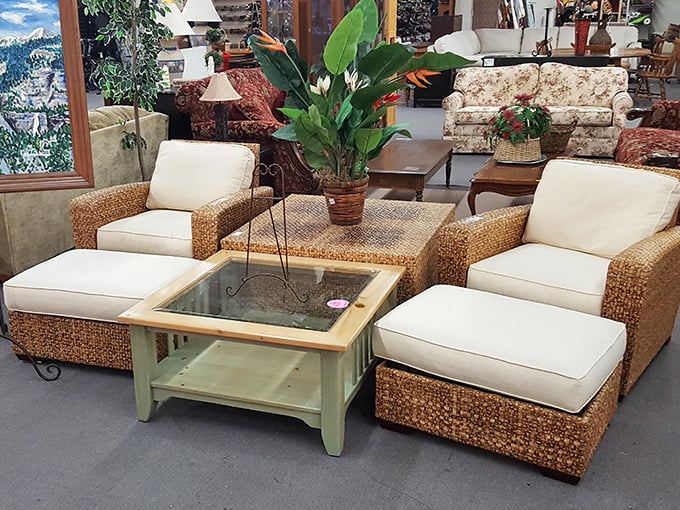 Rattan paradise! This pristine living room set looks straight out of a coastal design magazine—without the coastal price tag.