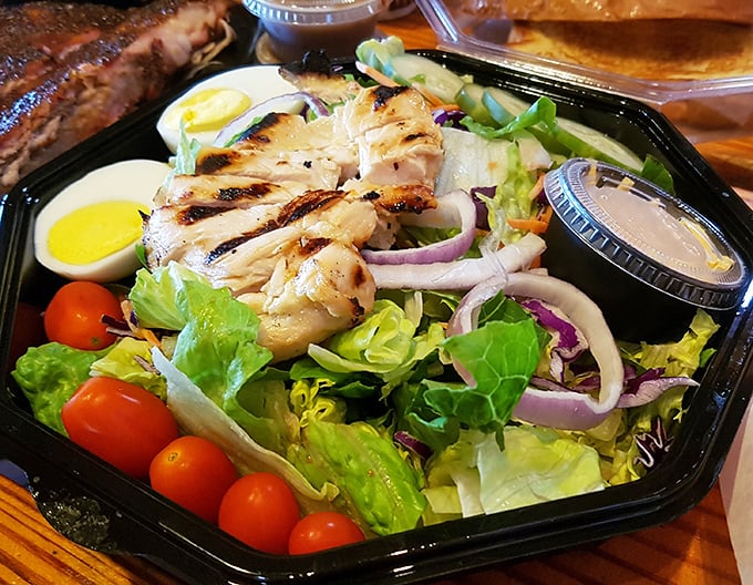 Even the salads at Bubbalou's come with respect—grilled chicken, fresh veggies, and the knowledge that you're still at a BBQ joint.