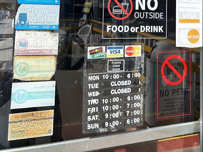 Even their hours sign feels nostalgic—a reminder that some places still believe in closing shop and taking a day off. How refreshingly human.